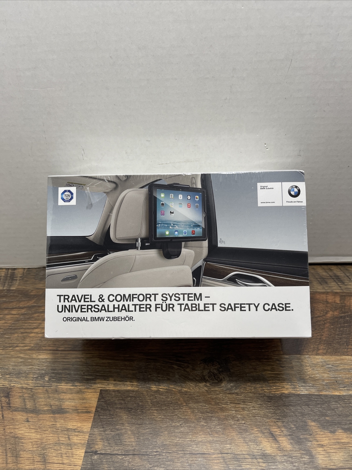 BMW Travel & Comfort System Universal Holder for Tablet Safety Case ...
