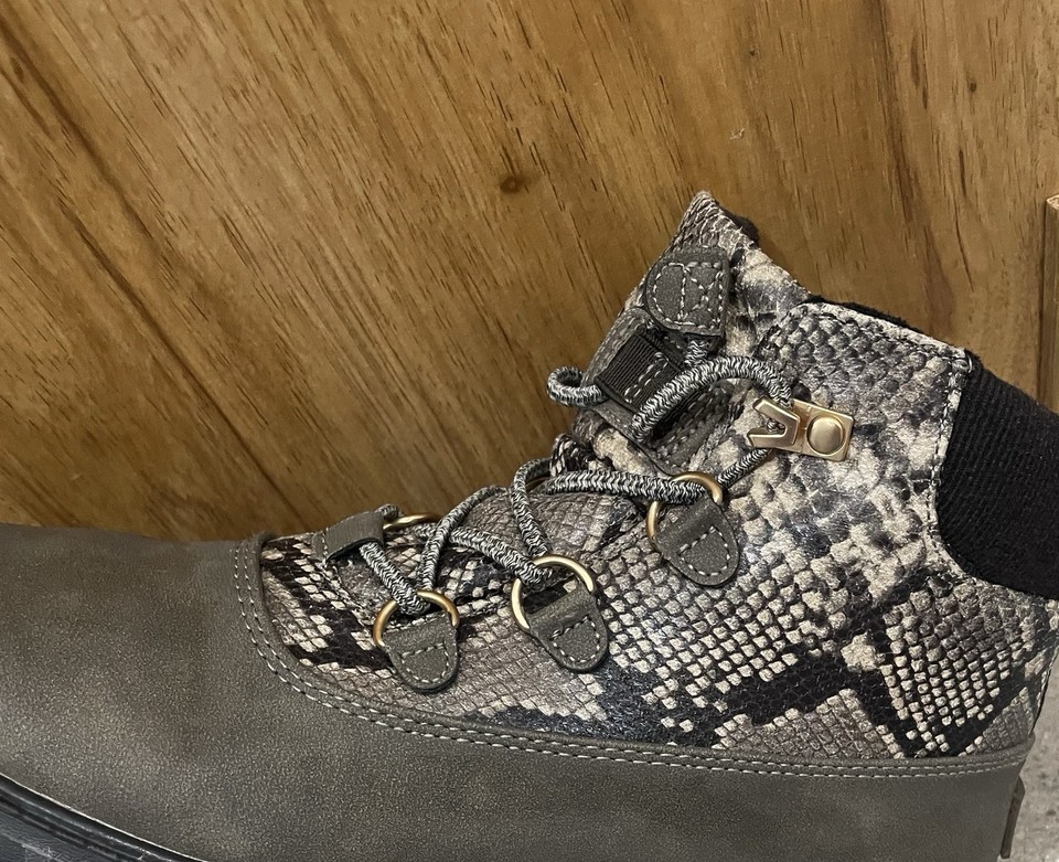 Womens HEY DUDE “Tonya Eco Shield” Camo Snake Winter Boots, sz 8…worn ...