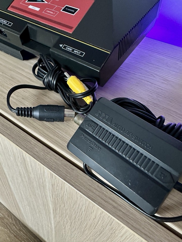 Sega Master System Launch Edition - CIB! Includes Light Phaser & Pack ...