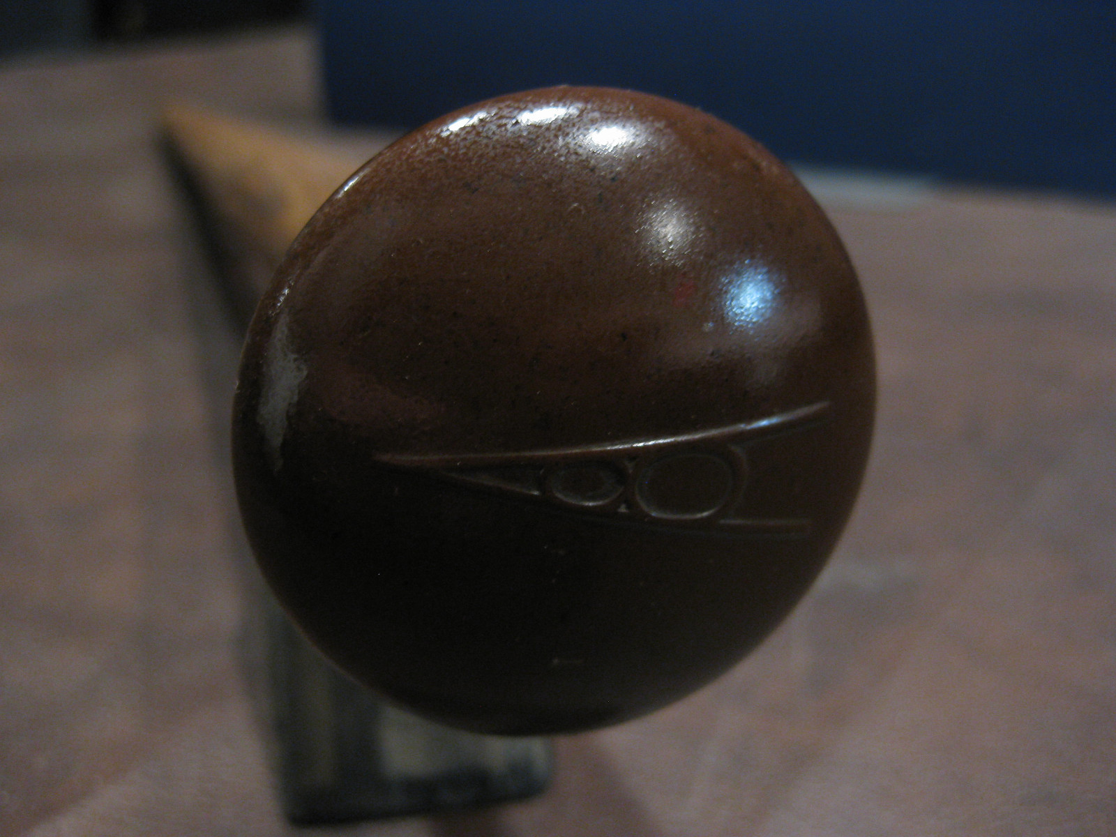 MW.33: ANTIQUE BAKELITE HANDLE w/ EMBLEM ENGRAVED FOLK ART WALKING ...
