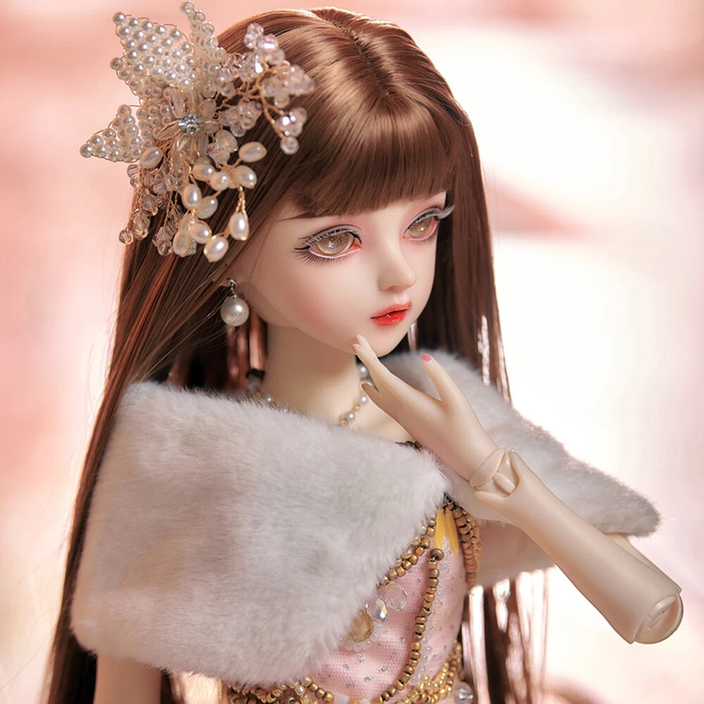 Pretty Doll Makeup
