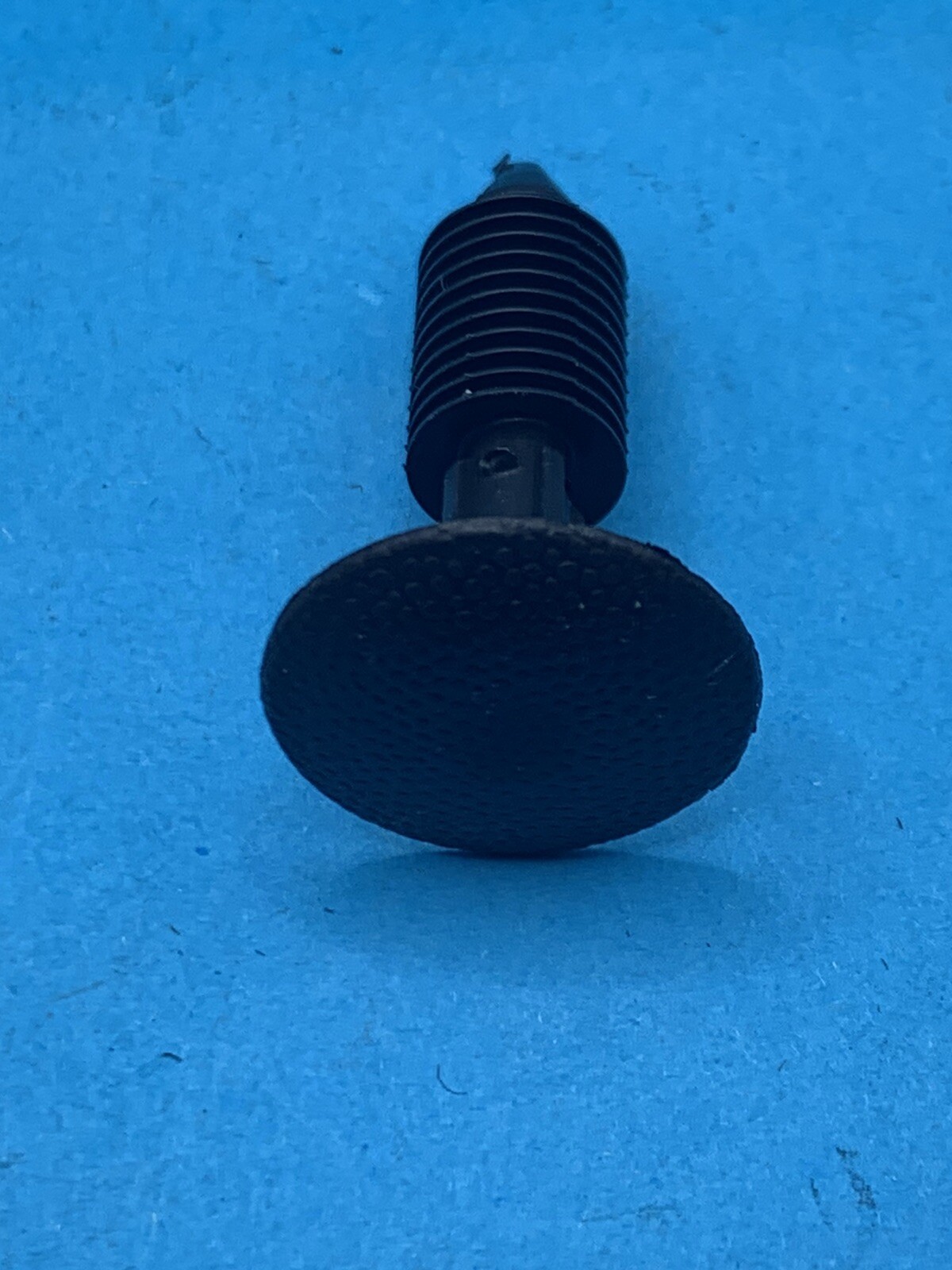 (QTY 4) Windshield Wiper Cowl Grille Cover Retainer Clips For Ford ...