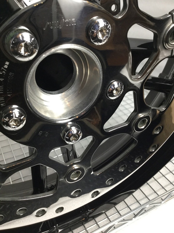 Harley FRONT FREEWHEELER FLRT Glass Black Wheel 2014 -23 tri glide Rim ...