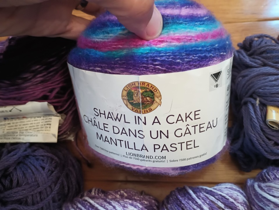 LOT 25 skeins purple yarns violet lavender plum variegated gradient ...