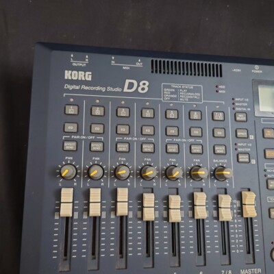KORG D8 DEGITAL RECORDING STUDIO multitrack recorder untestd Body only ...