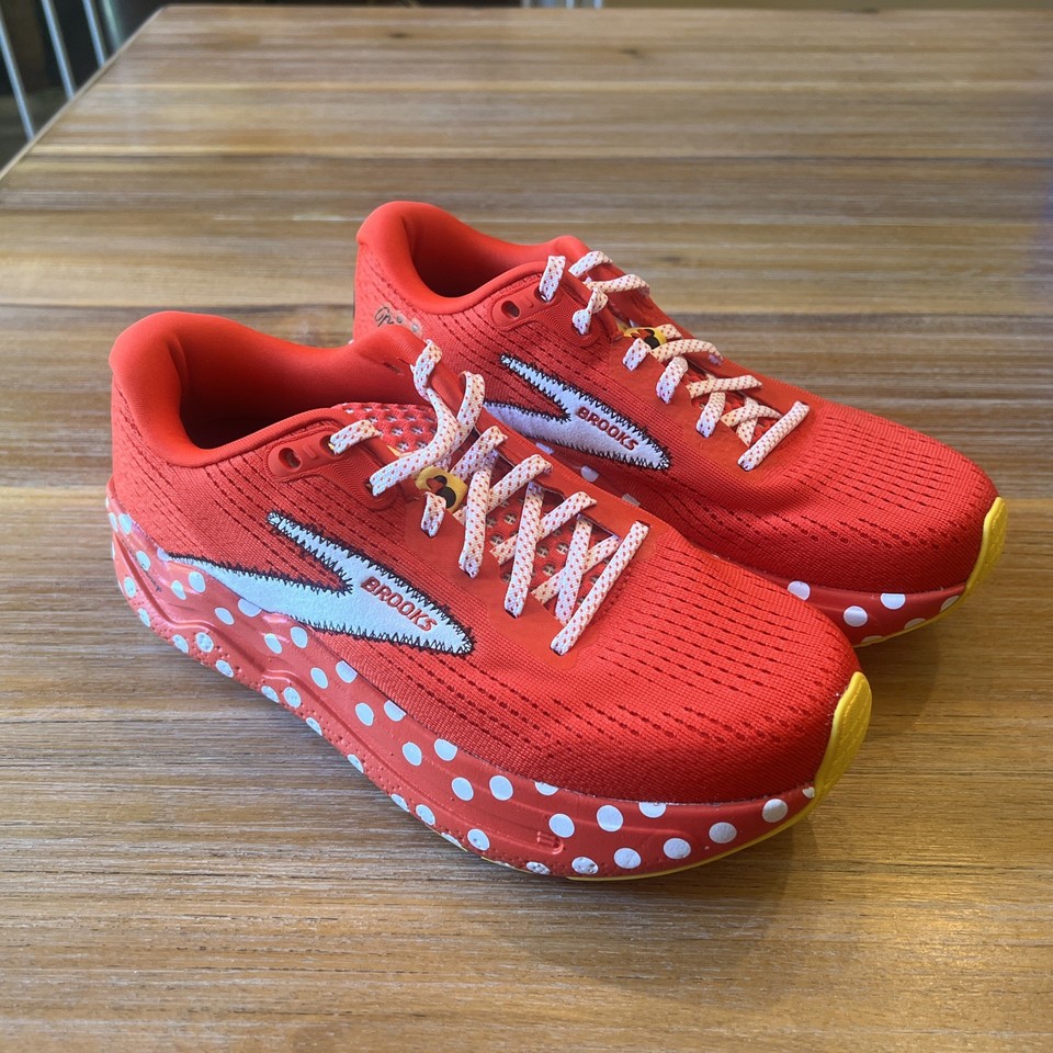 RunDisney Brooks Womens Shoes Size 7.5 Run Disney Ghostmax 2 Minnie ...