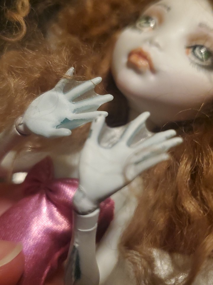 OOAK custom Monster High Doll G1 Lagoona Blue Repaint Goth Artdoll Pink ...