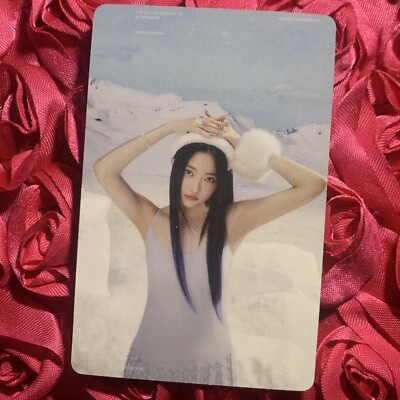 Hong Eun-chae LE SSERAFIM Blue Snow Edition Celeb K-pop Girl Photo Card ...