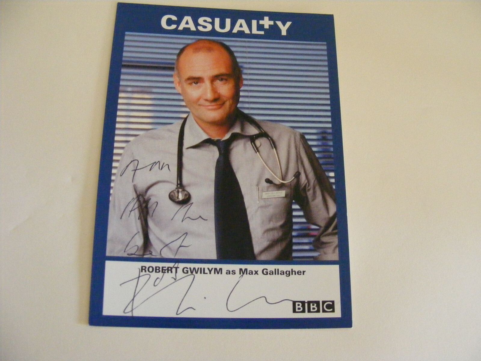 ROBERT GWILYM Signed CASUALTY Cast Card Photo Autograph TV Max ...