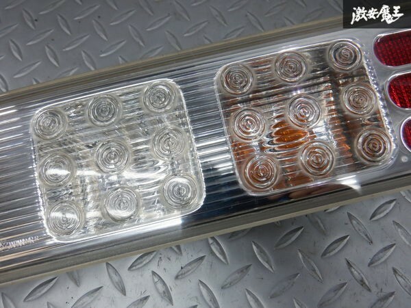 Nissan Cube Z11 Genuine Led Right Taill Light Ichikoh D052 Rhd Oem Jdm
