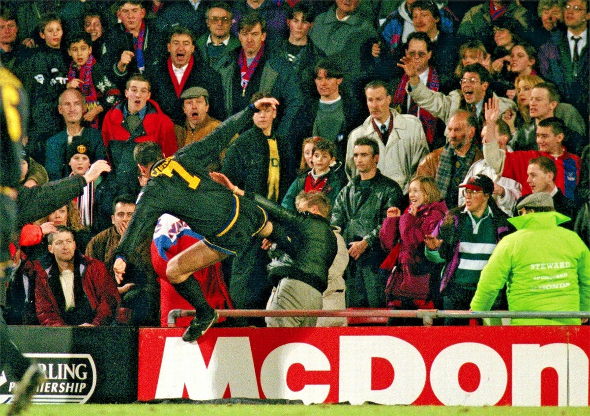 Eric Cantona Kung Fu Kick