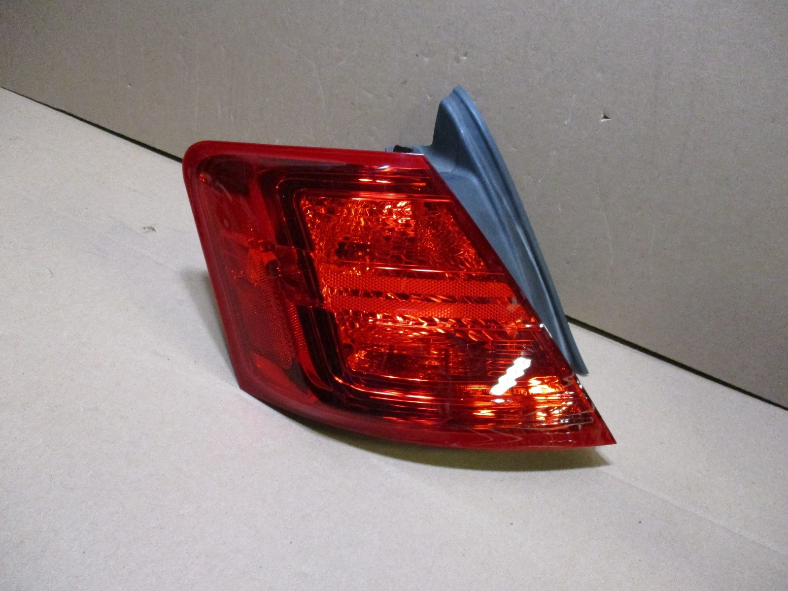 2015 Ford Taurus Tail Light Police Interceptor LH Left Drivers Side OEM ...