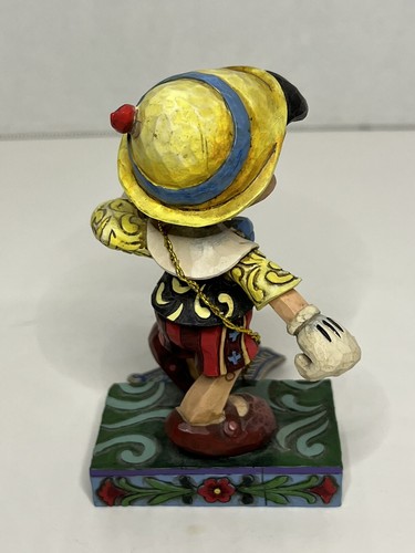 Disney Traditions Jim Shore Figurine Showcase Collection Pinocchio ...
