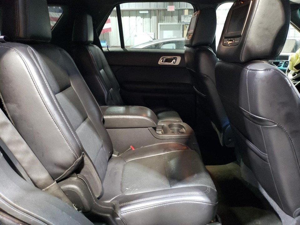 Used Front Right Door Assembly Front fits: 2013 Ford Explorer Limited R ...