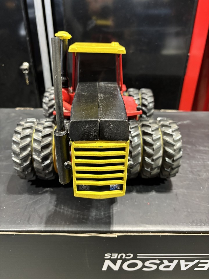 Versatile 1150 TRACTOR 1/16th Cab 4WD Articulating TriplesAround ...