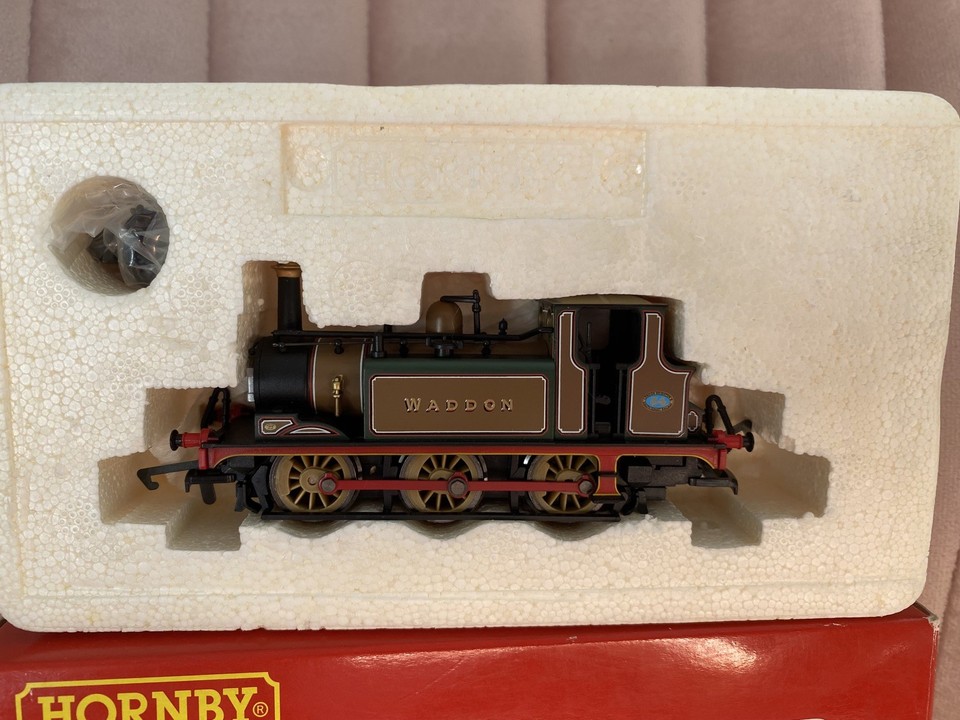 Hornby R2177 LBSC Terrier Waddon Locomotive | eBay UK