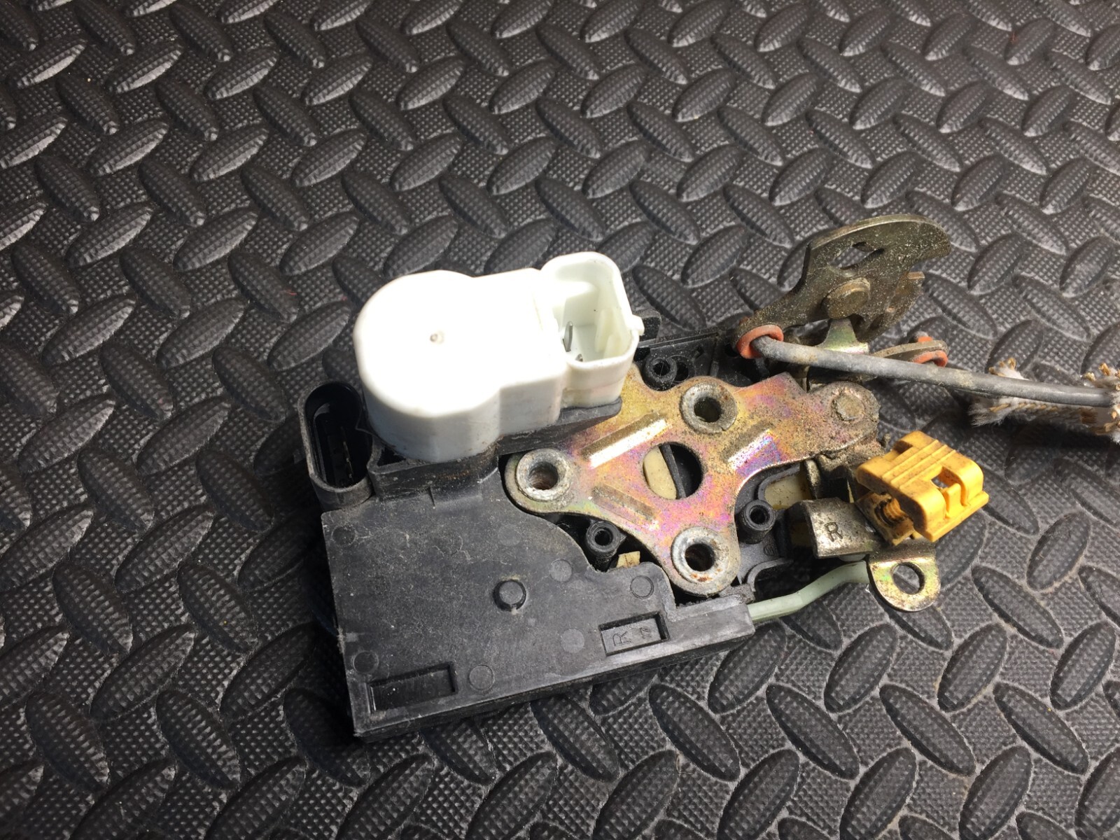 2002 Chevy C5 Corvette Passenger Right Door Lock Latch & Inner Handle ...