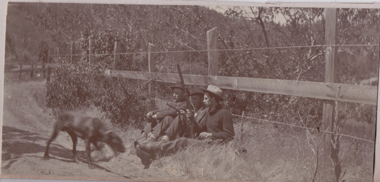 VINTAGE EARLY 1900'S KLAMATH FALLS OREGON HUNTING MEN DOG GUNS RIFLES ...