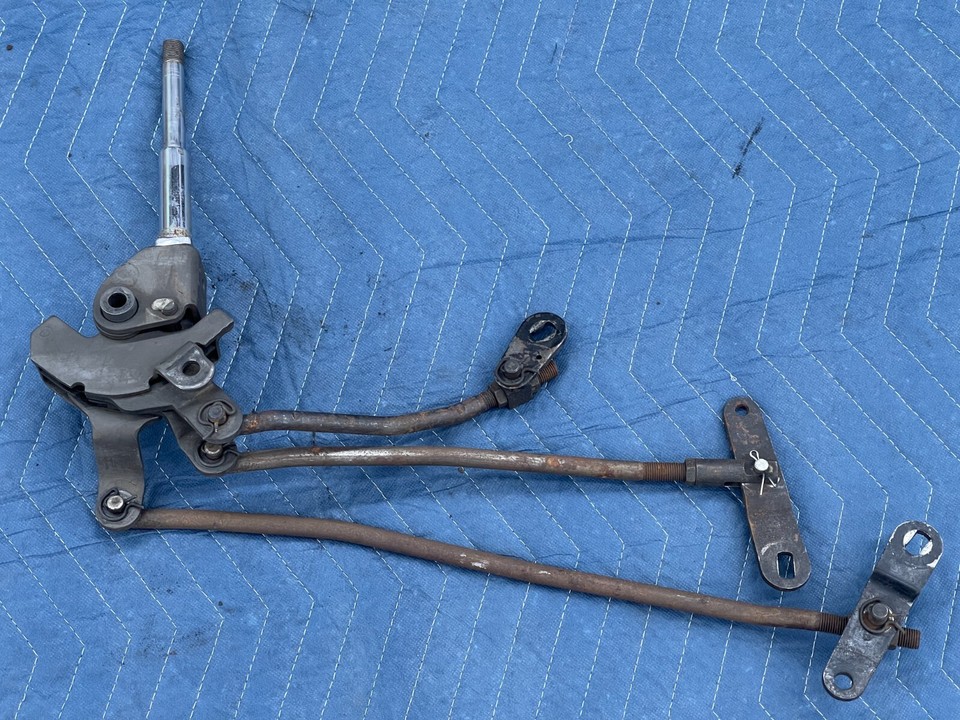 Original C2 1964-67 Corvette 4-Speed Manual Shifter + Linkage + Bracket ...
