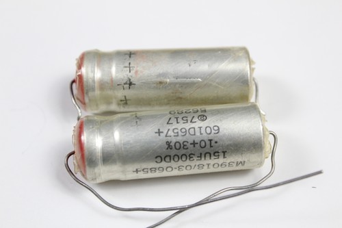 M39018/03-0685 Electrolytic Capacitor 15uF 300V DC Pack of 2 | eBay