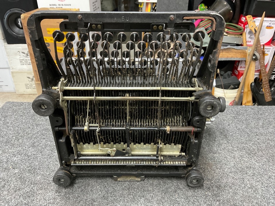 Vintage 1941 Underwood #11 Typewriter | eBay