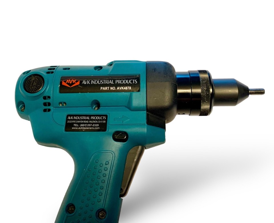 AVK Portable Battery Powered Blind Rivet Nut / Blind Rivet Stud Tool ...