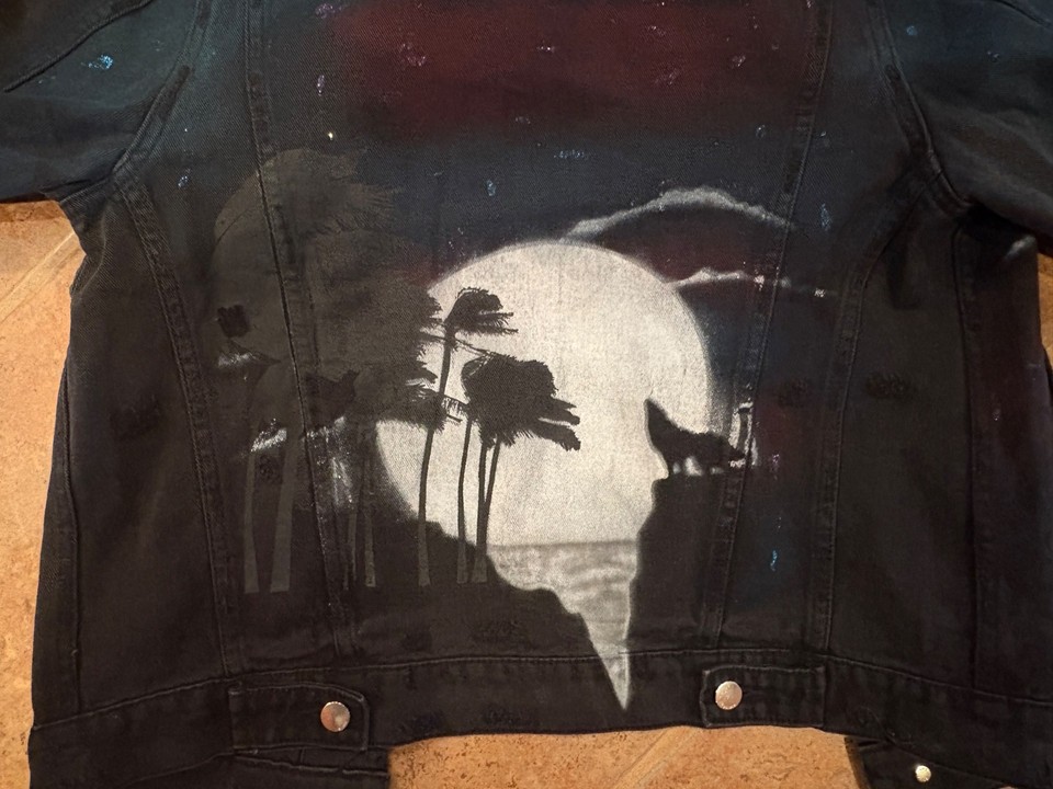 Amiri Airbrush Trucker Jacket In Black Denim Howling Wolf Moon Size ...