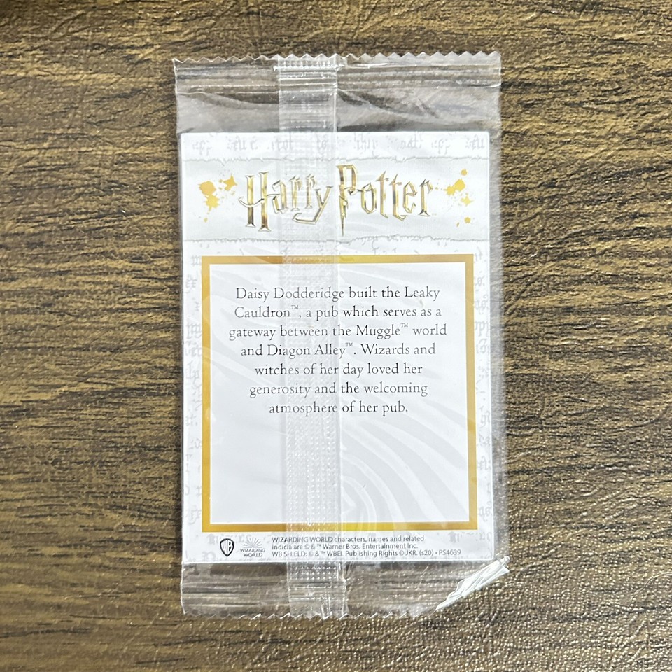 Harry Potter Wizarding World Daisy Dodderidge Chocolate Frog Lenticular ...