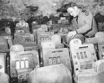 Sheriff Inspects Confiscated Slot Machine Professional Photo Lab ...