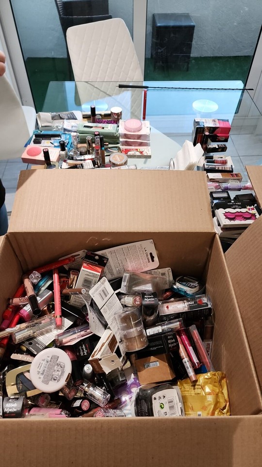 Bulk Wholesale Cosmetics Mixed Makeup Lot 300 Pieces | eBay