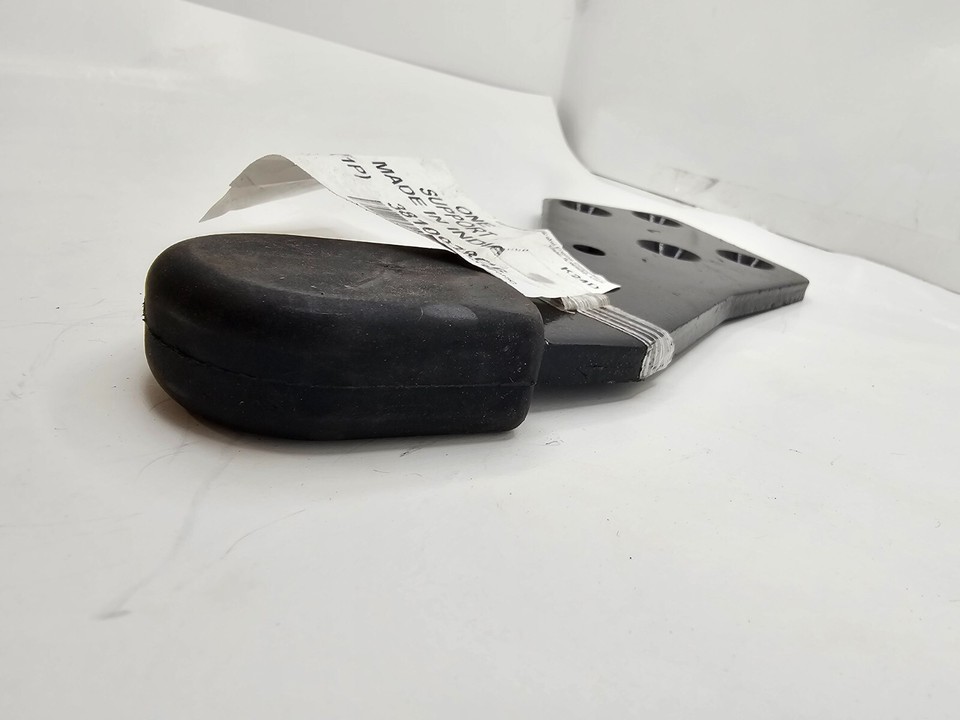 International 3810978C6 Left Support Hood Bracket | eBay