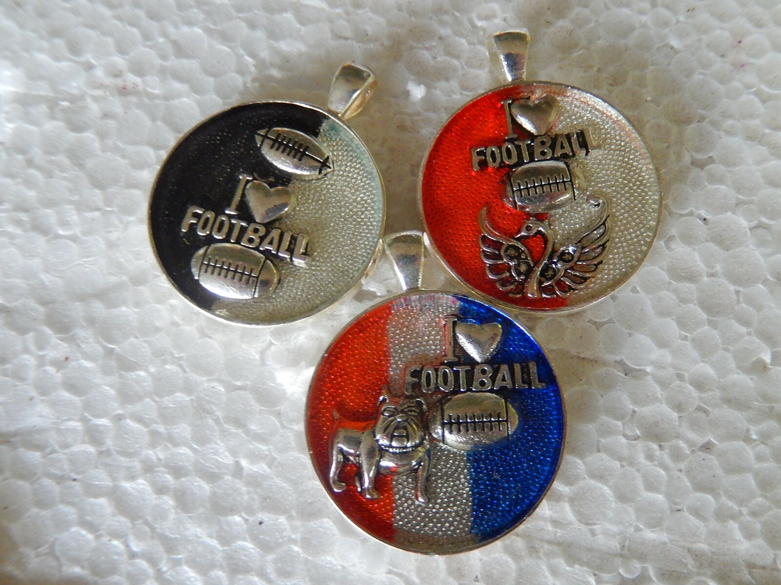 Aussie Rules Football Bulldogs Fremantle St Kilda Collingwood pendant ...