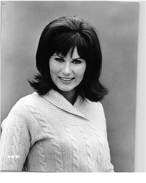 Susan Clark Coogan's Bluff striking Studio Glamour Portrait Original ...