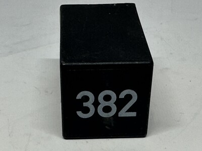 Genuine AUDI Interior Light Relay #382 - AUDI A4 A8 S4 S8 - 4D0907131 ...