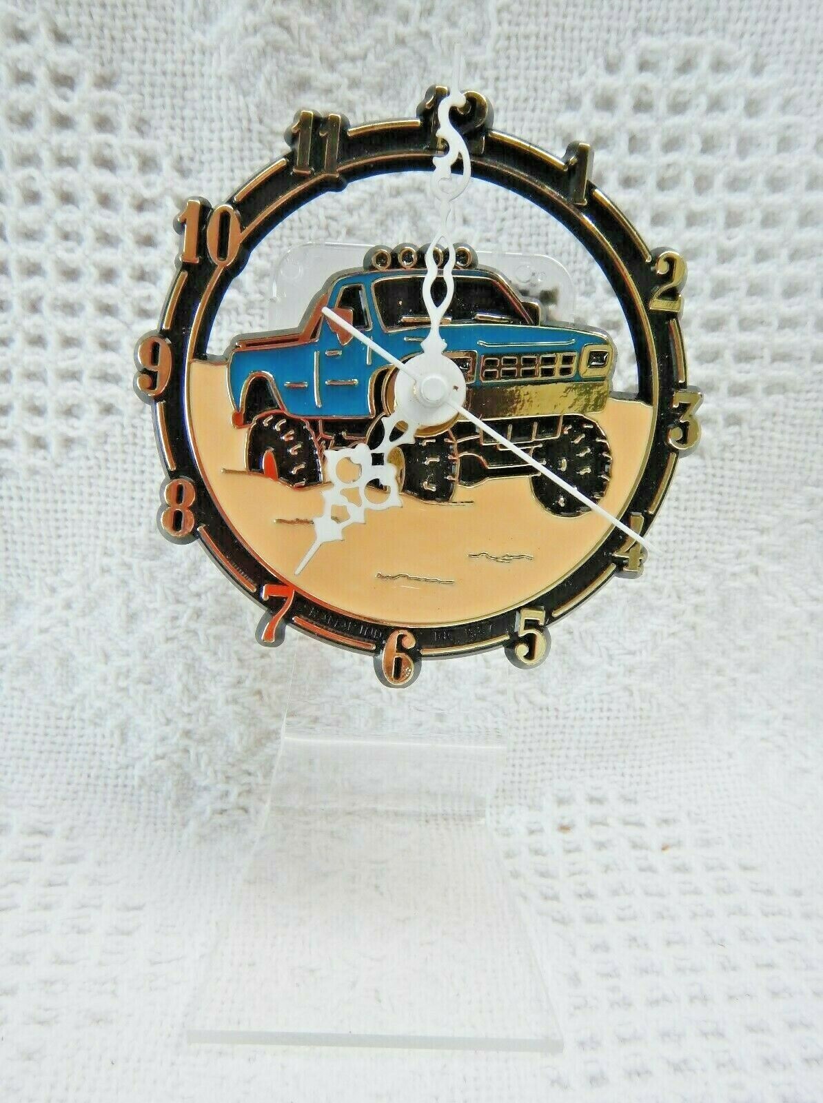 4-Wheel Pickup (4") Dial Desk Clock (Battery Operated)(Acrylic Stand ...