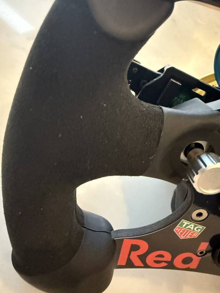 Fanatec Red Bull Steering Wheel Formula V2.5 very light use!! | eBay