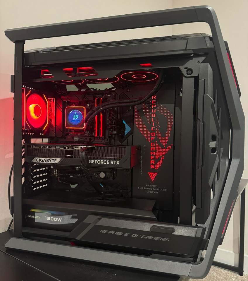 ASUS ROG Strix HYPERION RTX 5090 i9-14900K 5.9 GHz 64GB 4TB GAMING PC ...