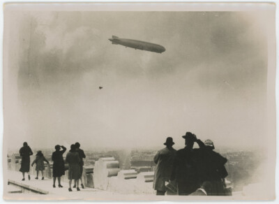 Lz 127 Graf Zeppelin Flying Over Paris. Airship Allemand. Aviation | eBay
