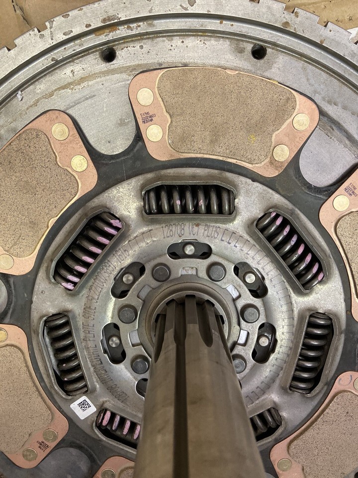 Eaton C197C454 Clutch Assembly Kit 308925-20 + Fly Wheel Peterbilt 389 ...