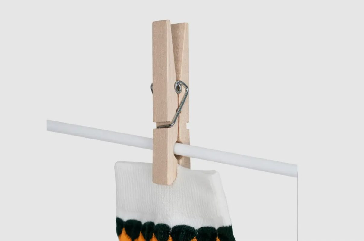 100 Vtg 3-1/4” Clothes Pins Wood Wooden Spring Loaded Clothespins ...