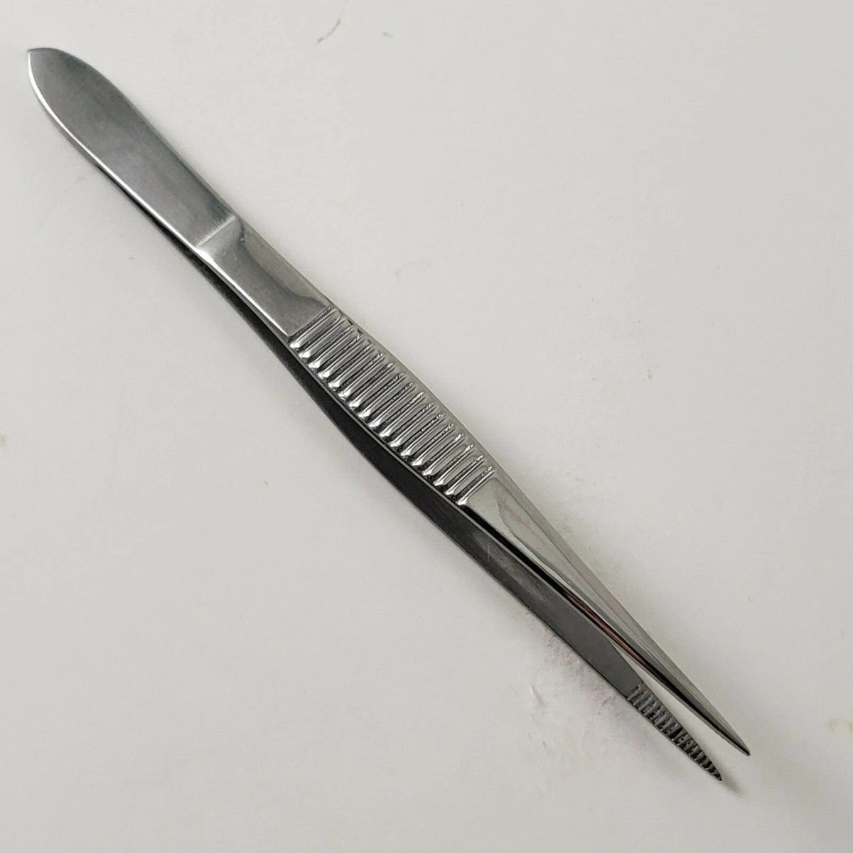 Tweezers First Aid