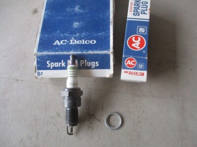 New NOS (8) AC Delco Spark Plugs R44XLSM = Champion # 412 / RC12LYC ...
