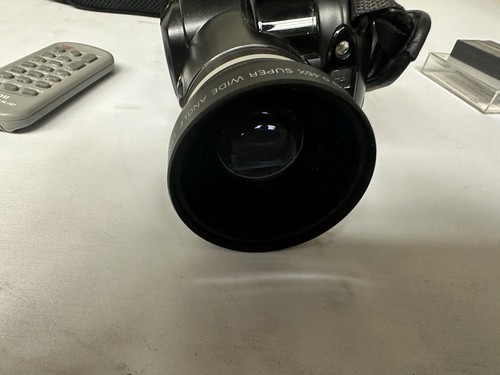 Canon VIXIA HV40 A MiniDV HDV HD High Definition Video Camera Camcorder ...