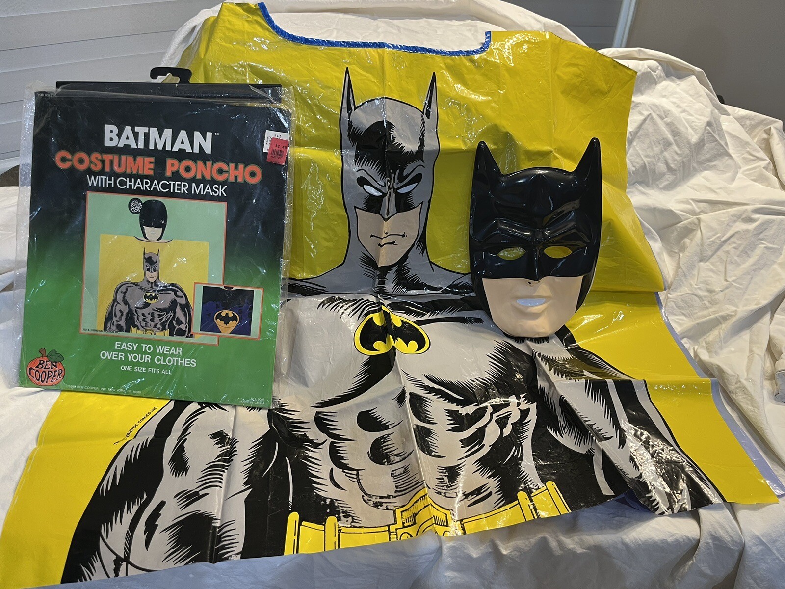 Vintage Batman Costume- Ben Cooper 1989 - Gem