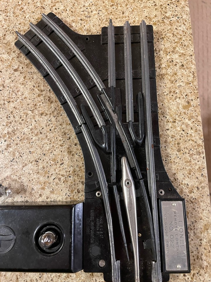 Vintage Lionel O Guage No 22 Track Turnout Switches R & L Set 2 w ...