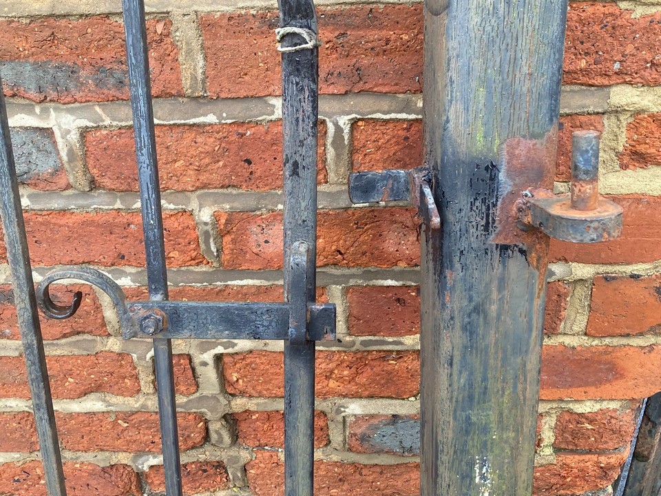 Double driveway Gates Plus Side Pedestrian Gate Posts & Fittings ...