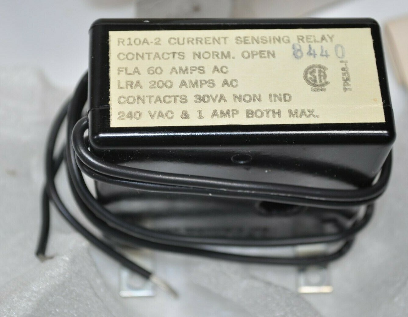 R10a-2 Johnson Controls Current Sensing Relay Fla 60ac LRA 200 AC 1 Amp ...