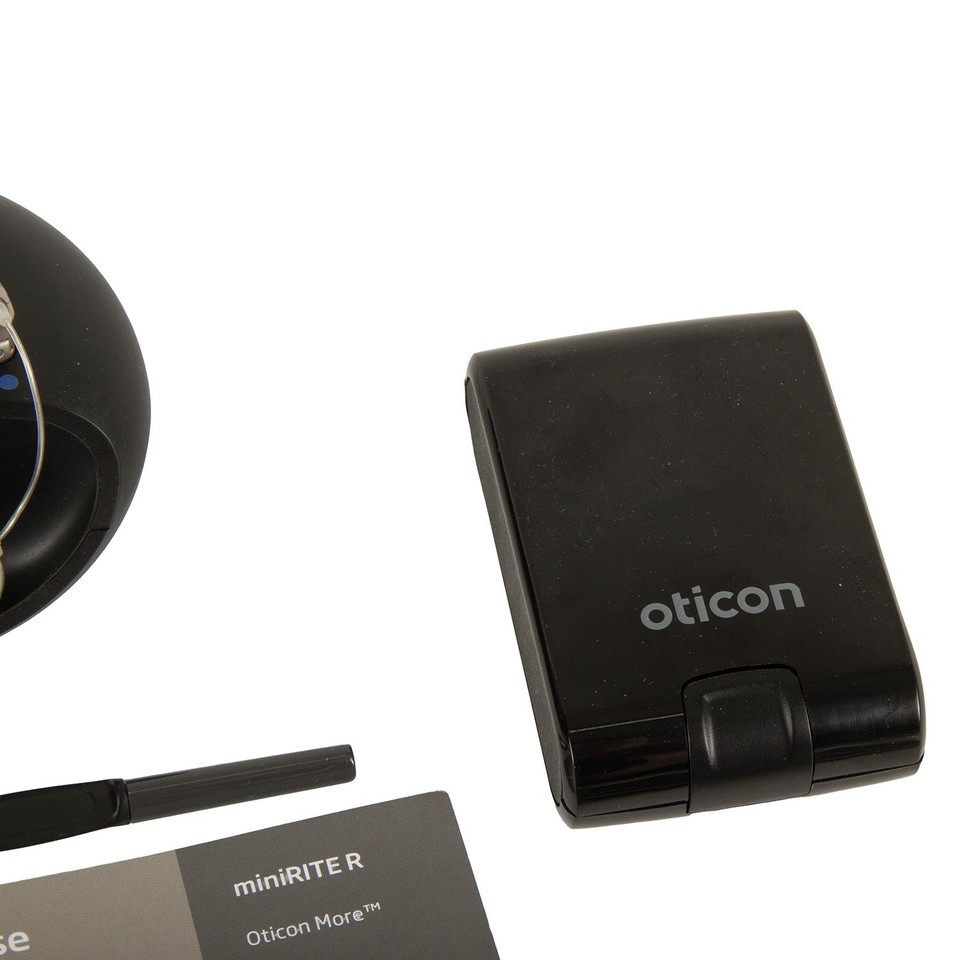 Oticon More 1 Minirite Set Left & Right W/ Charger Tested Works Hearing ...