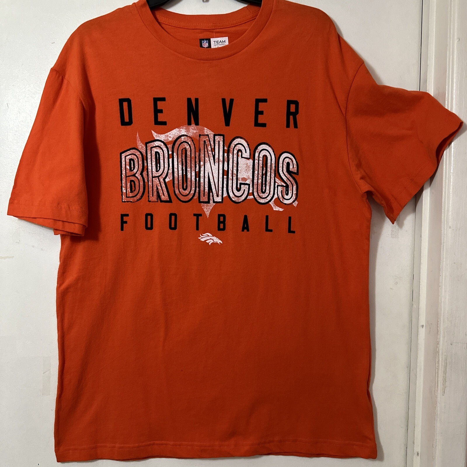 Denver Broncos VF Imagewear Men’s Size Medium Orange T-Shirt New With ...