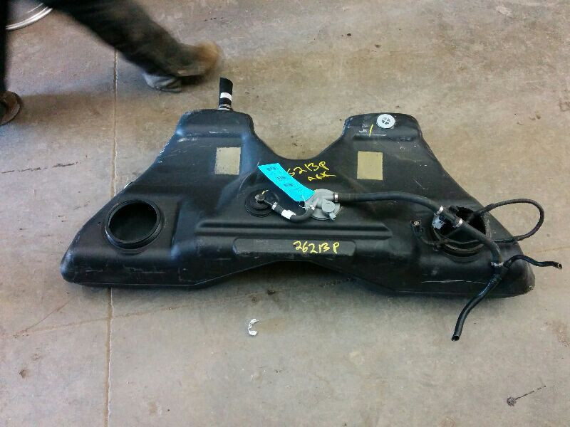 2003-2005 Ford Thunderbird Fuel Gas Tank Assembly 18 Gallon | Genuine ...